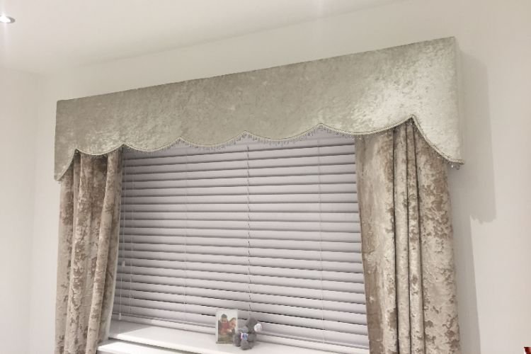Buy #1 Custom Pelmet Curtains Box In Dubai | Modern Designs